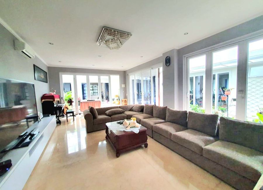 Jarang Ada Rumah Full Furnished Greenwich Park Cluster Whitsand BSD ...