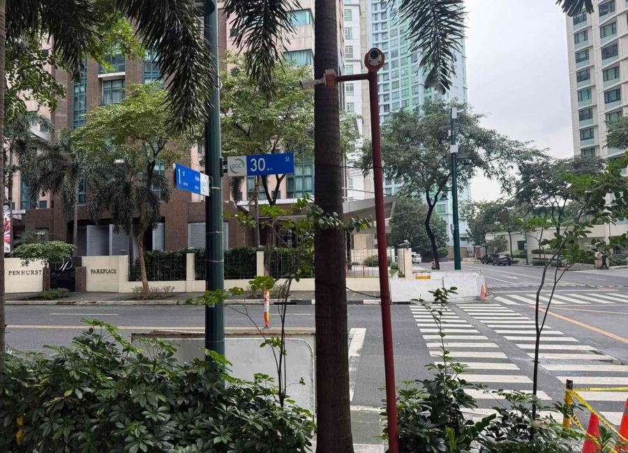 Commercial Space - BGC (near Burgos Circle) | Lamudi.com.ph