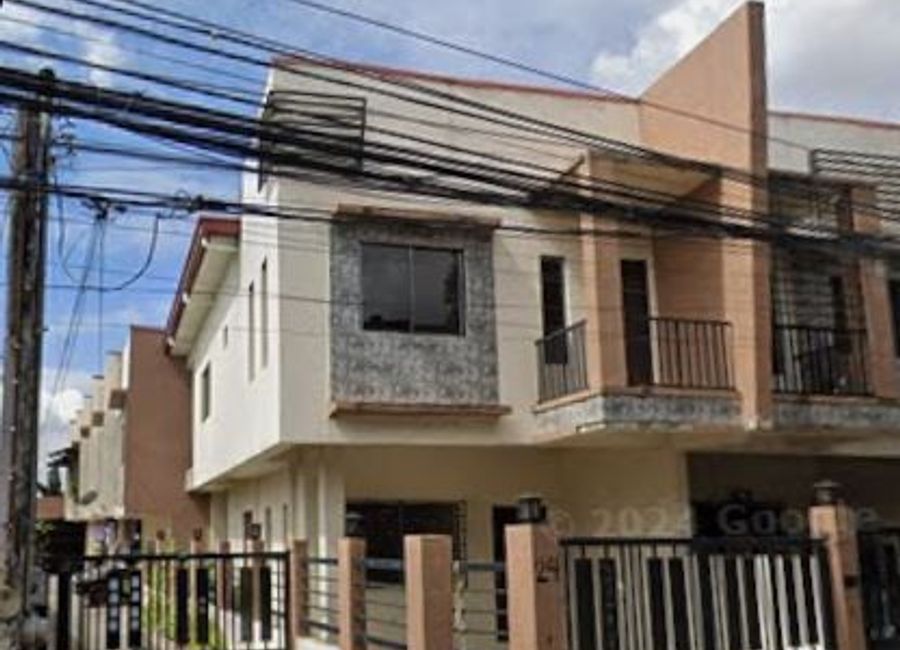 FORECLOSED House & Lot in LAKANDULA ST Marikina - OK for FINANCING ...