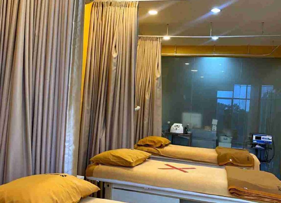 Disewakan/Dijual Ruko Strategis Pondok Gede | Lamudi.co.id