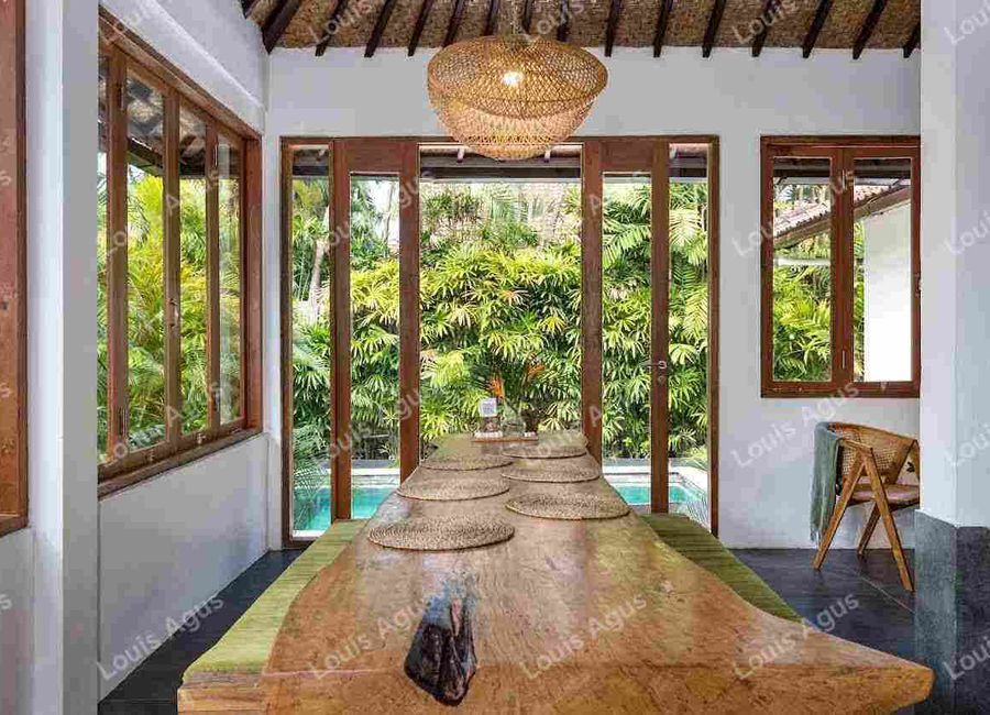 3 Bedroom Villa in Oberoi Kayu Aya Seminyak 700 meter from La Favela 1 ...