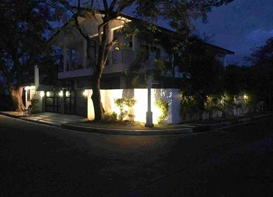 Lakewood Subdivision - Duplex Hot Spring Private Resort with 8 rooms ...