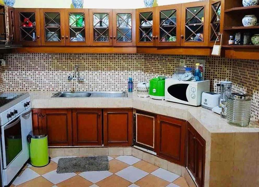 Dijual Rumah Taman Bougenville Jatibening Caman Lt 225 m2 | Lamudi.co.id