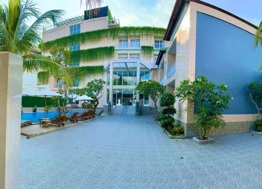 Disewakan Hotel Resort 38 Kamar, Spa, Restaurant Rooftop & Kolam Renang ...