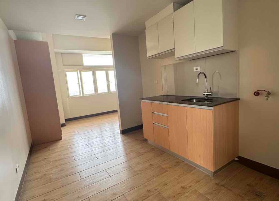 Pet Friendly Rent To Own Condo in Makati near CEU and MAPUA Makati ...