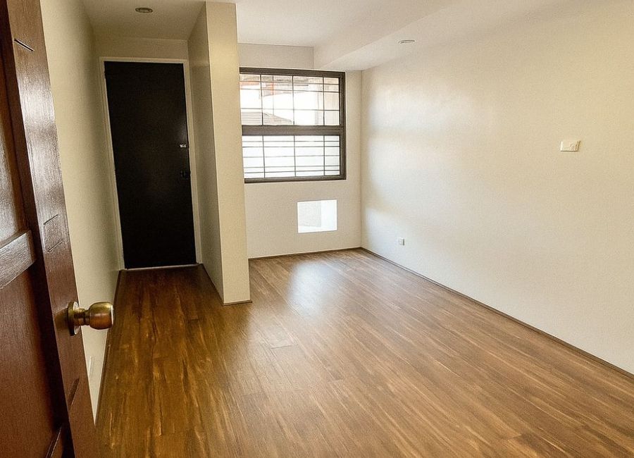 For Rent 2 Bedroom House at BF Homes Corner Lot, Parañaque | Lamudi.com.ph