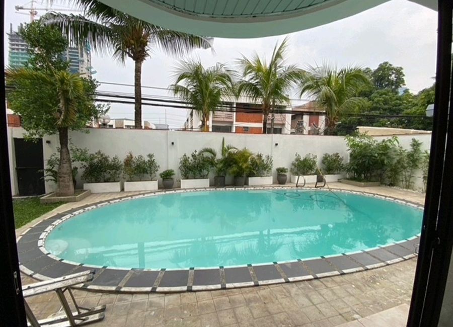 VALLE VERDE 2, Spacious House with Private Pool, near Ortigas Center ...