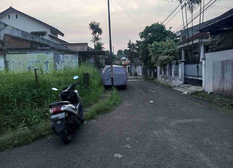 tanah murah komplek deplu Kreo Adam malik | Lamudi.co.id