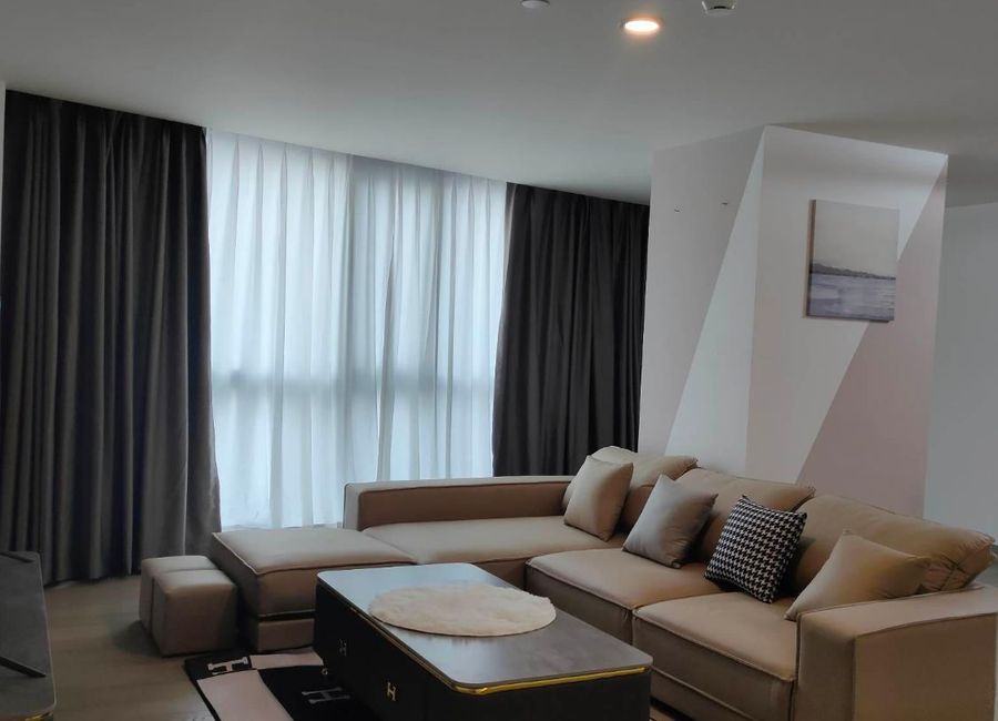 1BR IN CENTURY SPIRE, MAKATI CITY, 93.70SQM | Lamudi.com.ph