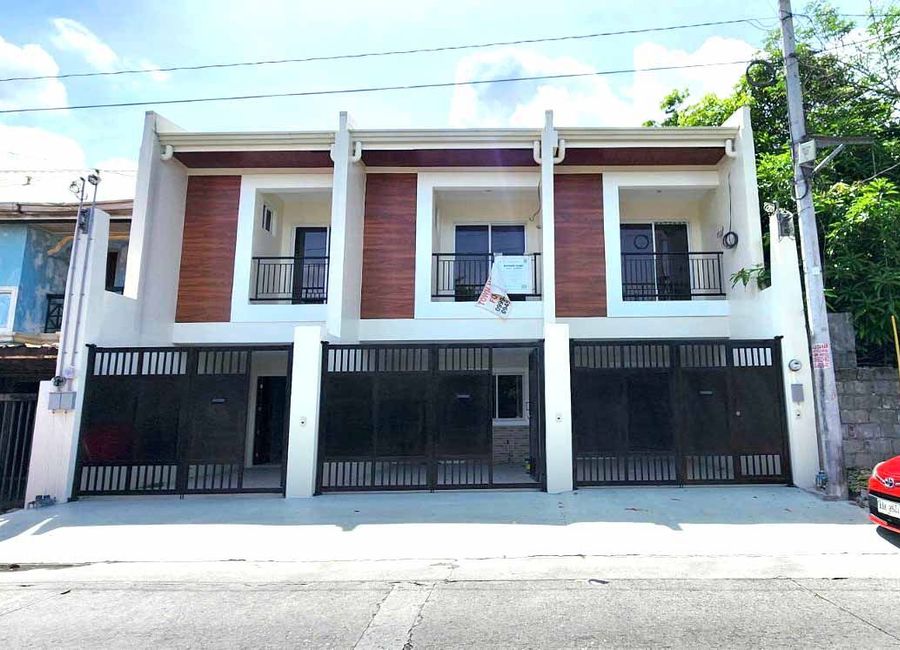 2 Storey Townhouse for sale in Sauyo near Tandang Sora Quezon City ...