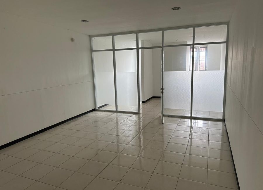 ruko 3 lantai strategis di jalan karapitan bandung | Lamudi.co.id
