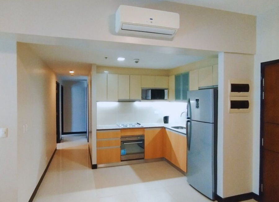 Rush For Sale 2 Bedroom in 8 Newtown Boulevard | Best Realtor | Lamudi ...