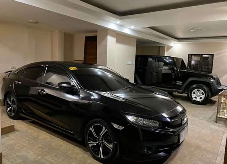 3-Storey Building For Sale in Lacson Ave., corner F. Jhocson St ...