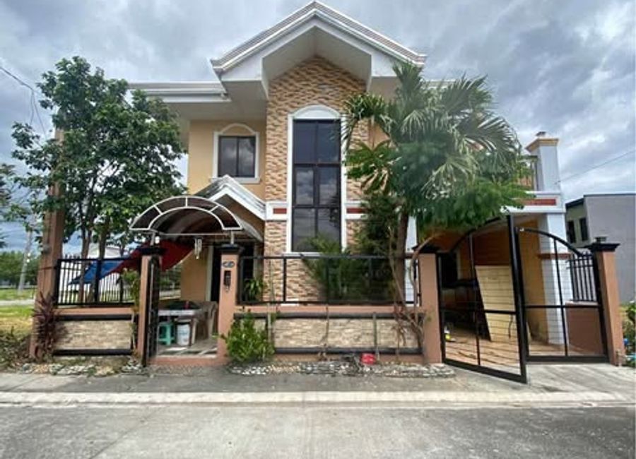 4BR House & Lot for Sale at Baypoint Estates Subdivision, Kawit, Cavite ...