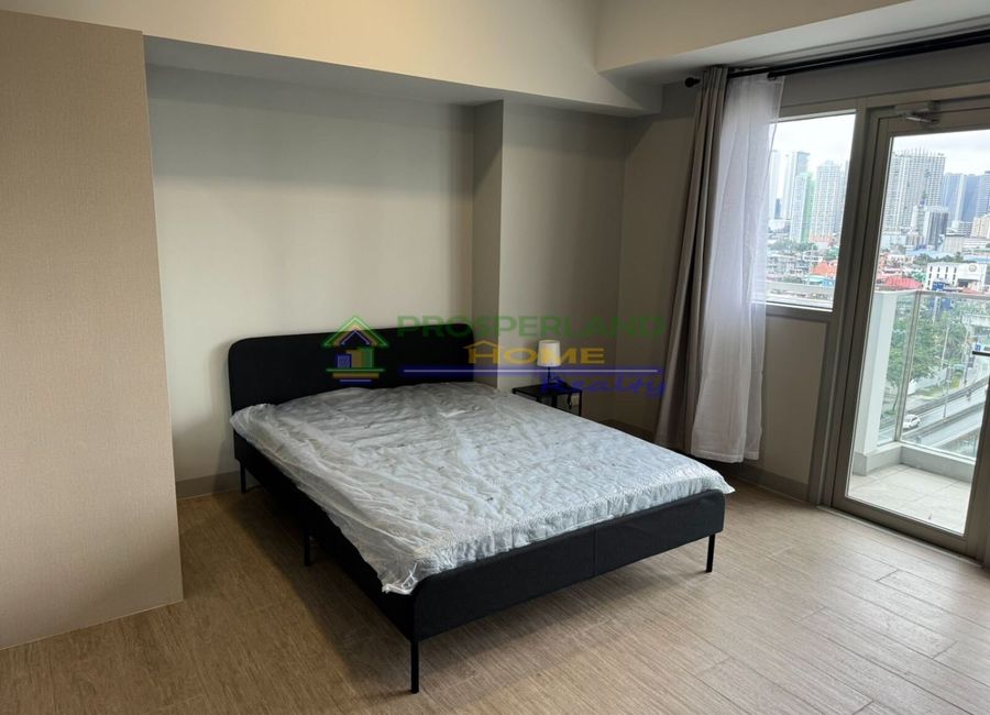 FOR LEASE STUDIO TYPE UNIT IN TAGUIG CITY | Lamudi.com.ph