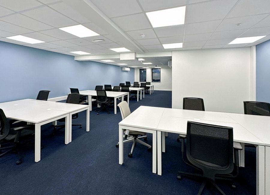 Akses satu harga ke ruang kantor profesional untuk 5 orang di HQ Wisma ...