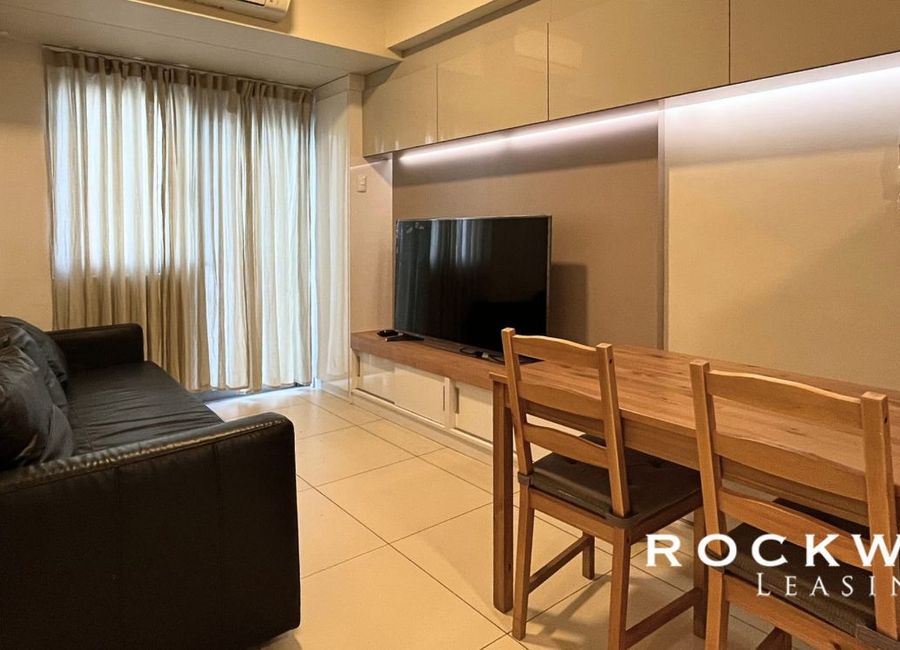 THE VANTAGE AT KAPITOLYO, 3 Bedroom Unit With Parking, Mandaluyong City ...
