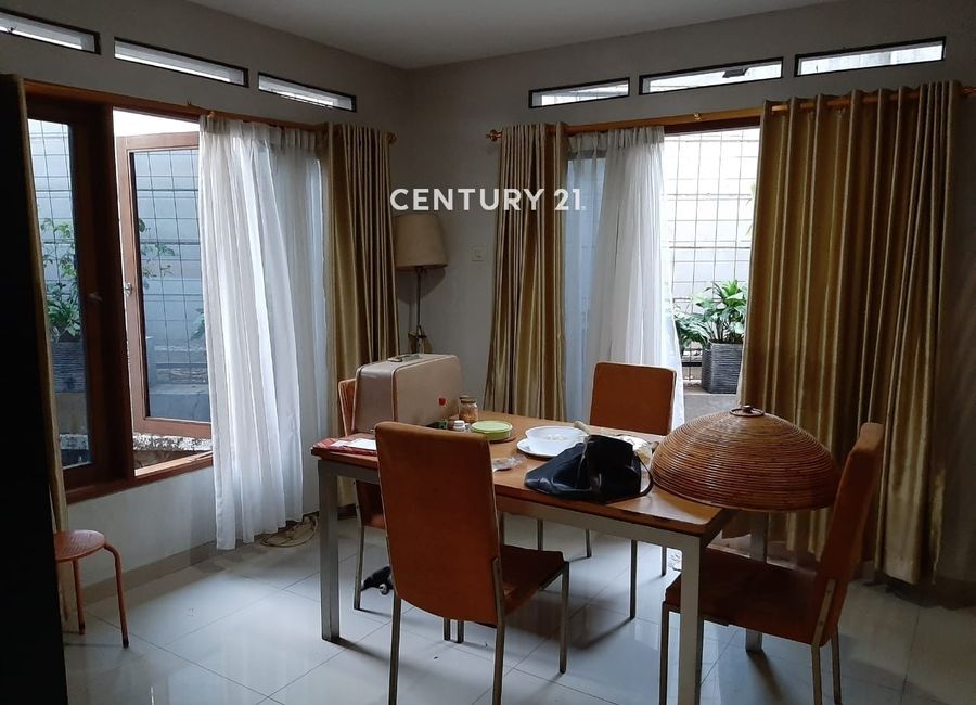 Dijual Rumah Asri Siap Huni Lay Out Juara, Cahaya dan Sirkulasi Udara ...