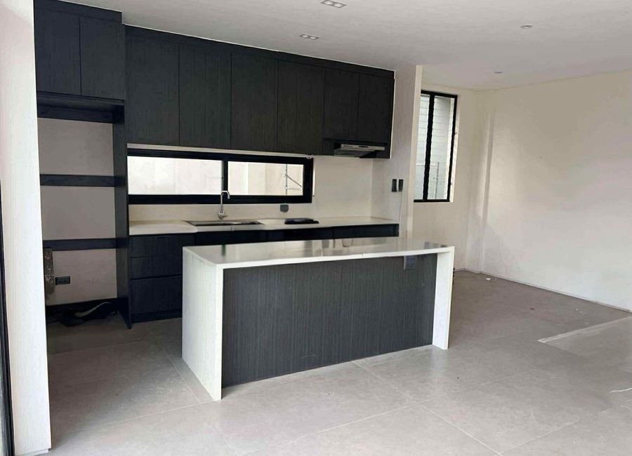For Sale: Brand New 2 Storey House and Lot located in Metropolis 2 ...