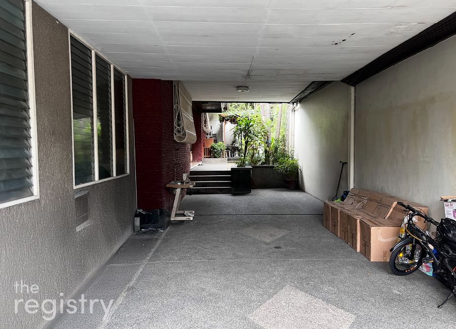 Bungalow House along Times St. West Triangle Homes | Lamudi.com.ph