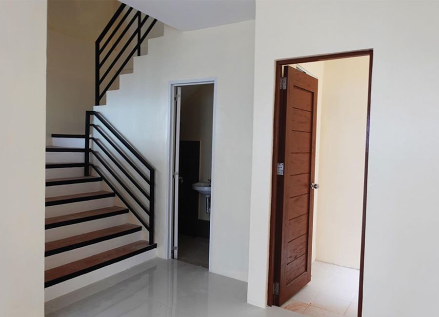 10.5M - FOR SALE -PRE-OWNED HOUSE AND LOT COMPOUND TYPE - LOCATED AT ...