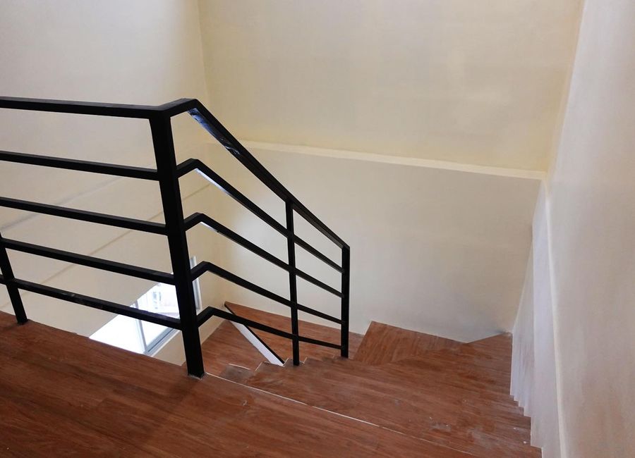 10.5M - FOR SALE -PRE-OWNED HOUSE AND LOT COMPOUND TYPE - LOCATED AT ...