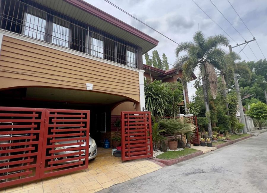 FOR SALE SEMI FURNISHED PRE-OWNED HOUSE INSIDE AN EXCLUSIVE SUBDIVISION ...