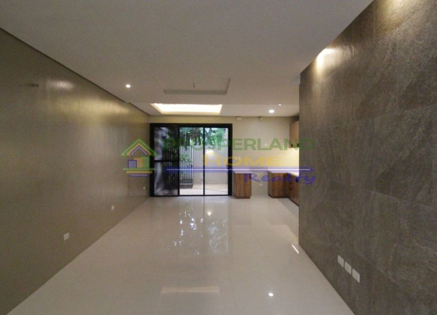 FOR SALE MODERN TOWNHOUSE IN PARAÑAQUE | Lamudi.com.ph