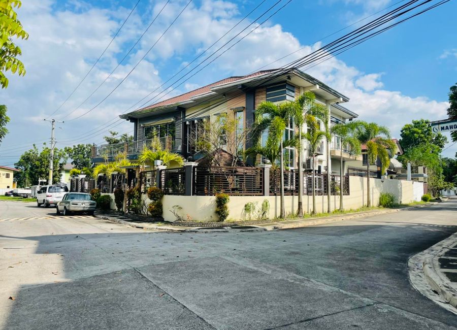 For Sale: House at Clark Manor in Mabalacat City near NLEX | Lamudi.com.ph