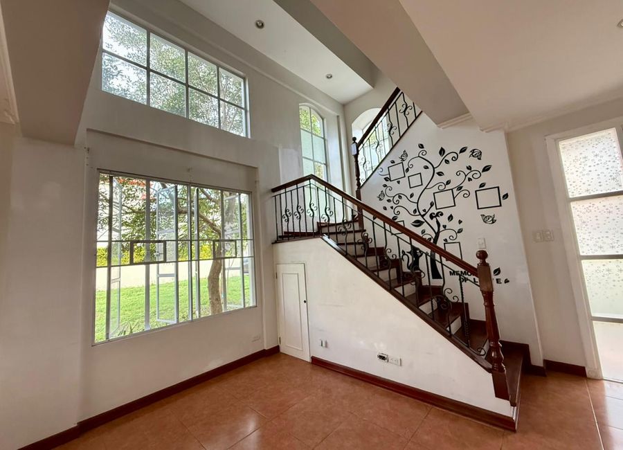 Versailles Village Alabang | House and Lot For Rent - #9452 | Lamudi.com.ph