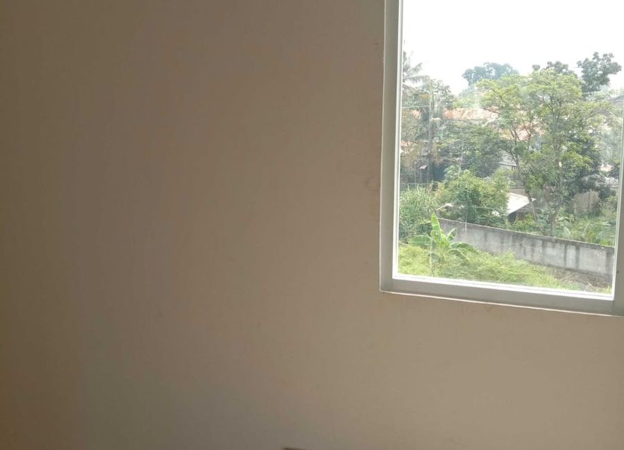 Rumah take over 2 lantai tanpa BI cheking | Lamudi.co.id