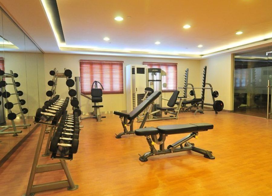 Furnished Studio Condo For Rent Morgan Suites Residences, McKinley Hill ...