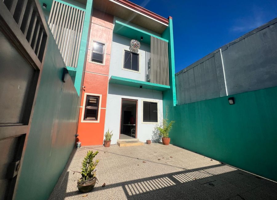 15M- 2 STOREY TRIPLEX TOWNHOUSE w/4 BEDROOMS, FOR SALE IN FAIRVIEW ...