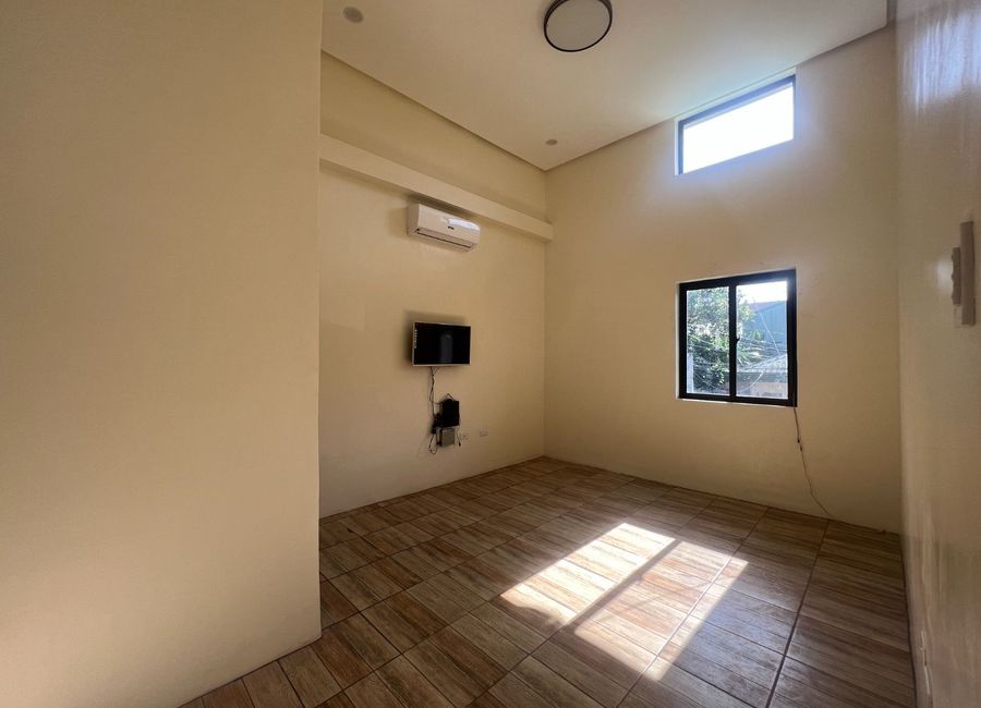 15M- 2 STOREY TRIPLEX TOWNHOUSE w/4 BEDROOMS, FOR SALE IN FAIRVIEW ...