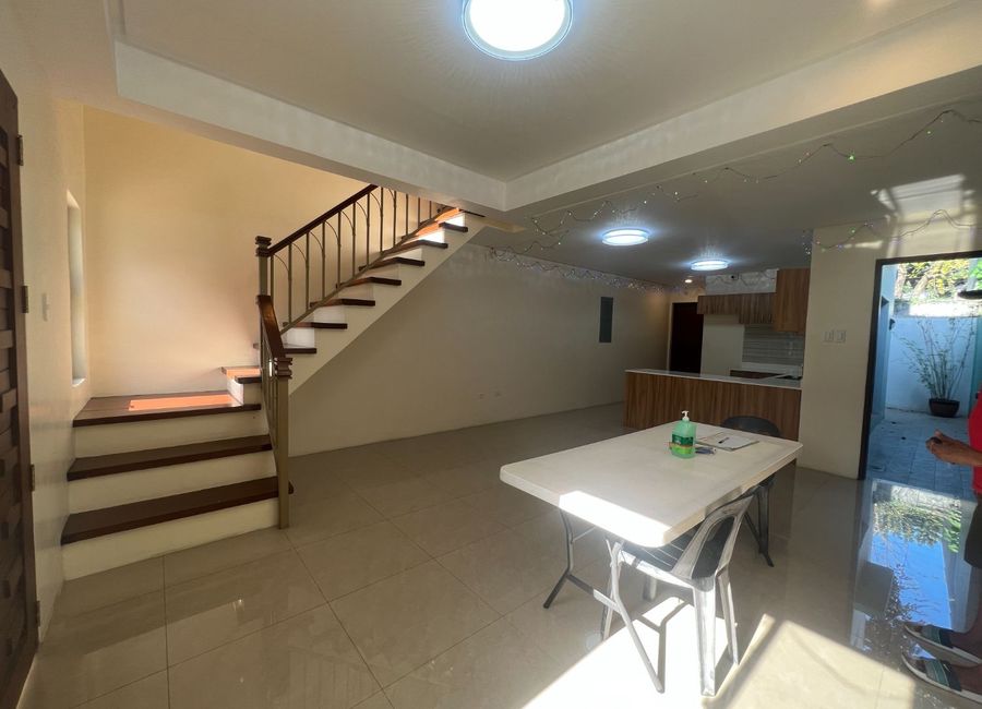 15M- 2 STOREY TRIPLEX TOWNHOUSE w/4 BEDROOMS, FOR SALE IN FAIRVIEW ...