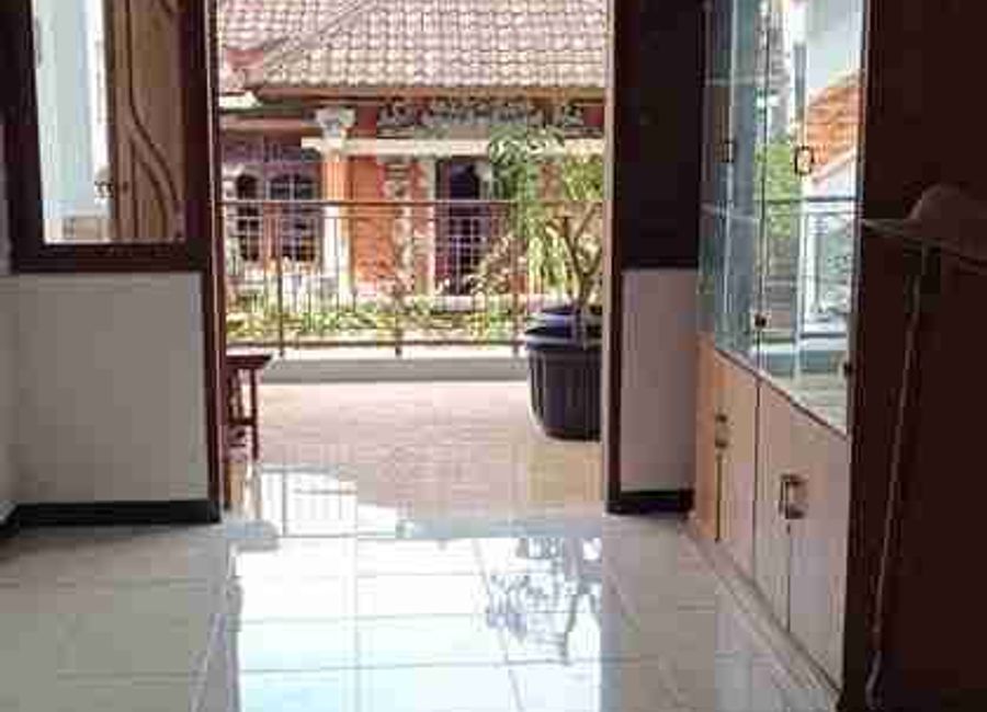 Rumah 2 Lantai Terawat di Muding Kerobokan Kuta Utara | Lamudi.co.id