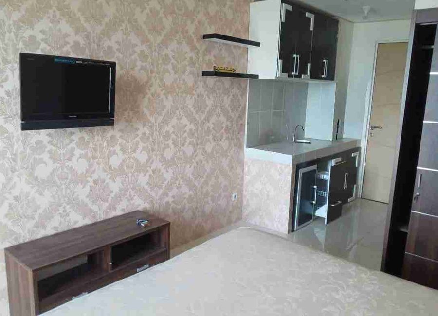 BALE HINGGIL Lantai 3‼️ Apartemen Studio Furnish Nol Raya Merr | Lamudi ...