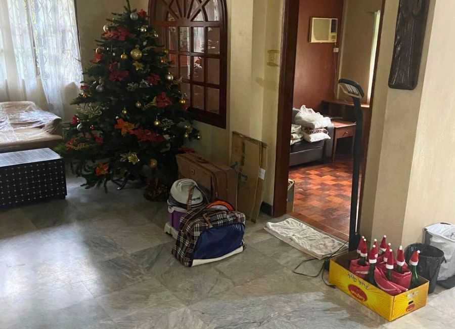 For Sale: 2-Storey Old Livable House in Mira Nila Homes, Quezon City ...