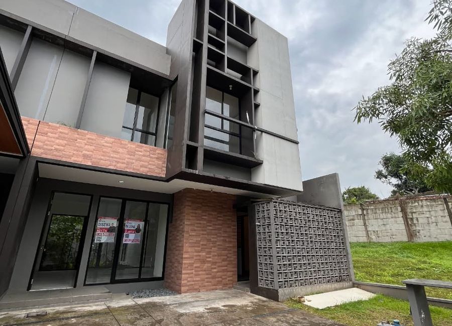 Jual Sewa Rumah Alam Signature Suvarna Sutera Type Neo Fiore Lebar 9x20 ...