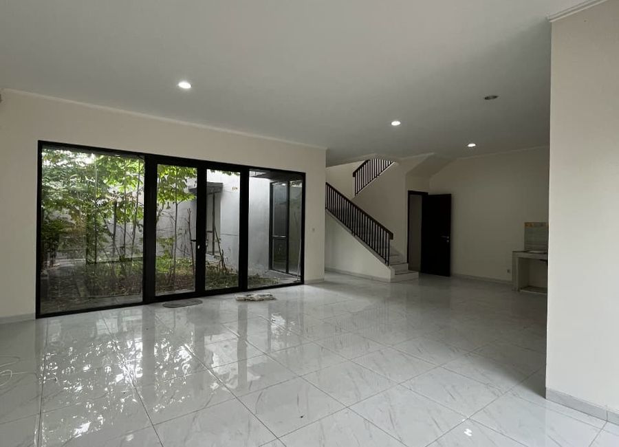 Jual Sewa Rumah Alam Signature Suvarna Sutera Type Neo Fiore Lebar 9x20 ...