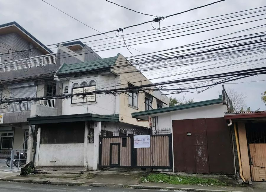 OLD COMMERCIAL BUILDING & LOT FOR SALE IN SAN PEDRO LAGUNA | Lamudi.com.ph