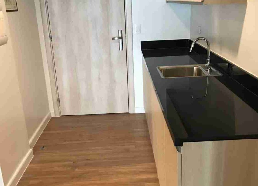 Rush Sale! Studio Unit in Orean Place Tower 1 Vertis North | Lamudi.com.ph
