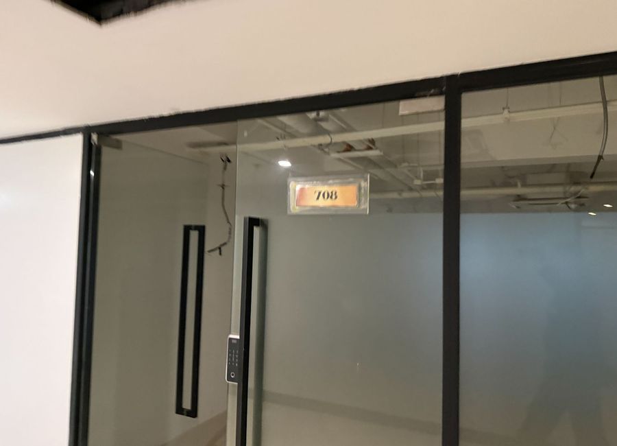 Warm Shell Office Space for Lease in Aseana, Paranaque | Lamudi.com.ph