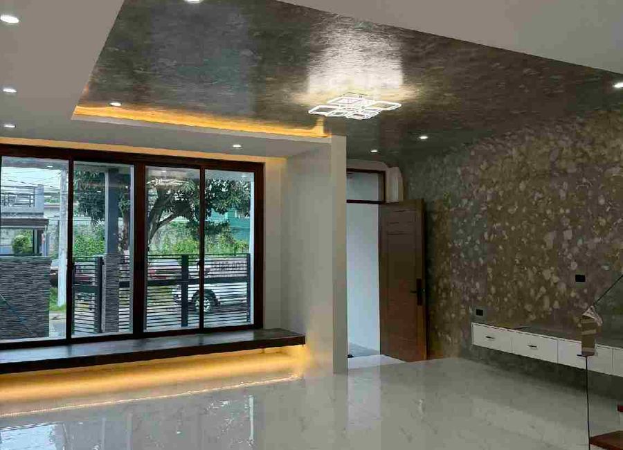 Modern Stylish House and Lot VVEV Cainta Rizal | Lamudi.com.ph