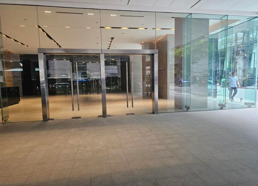 Gentry Corporate Plaza | Office Space For Rent - #9394 | Lamudi.com.ph