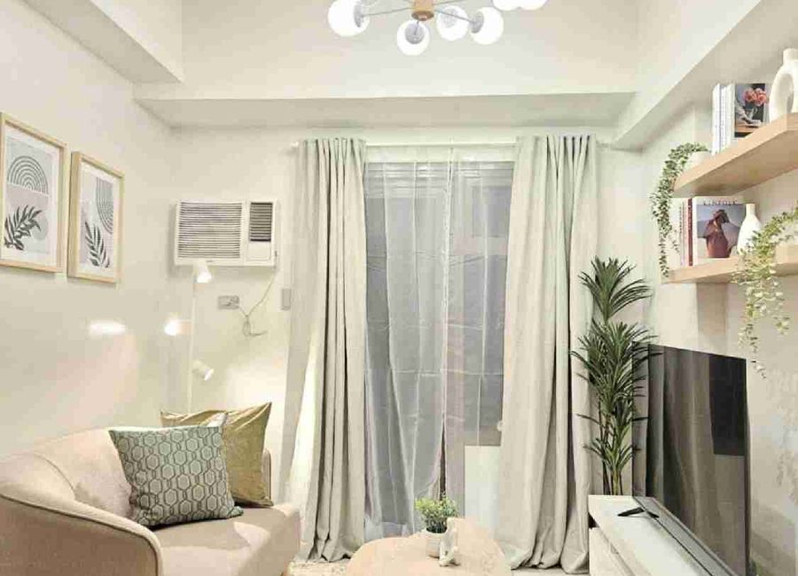 The Radiance Manila Bay North tower with 1BR fully furnished Condo unit ...