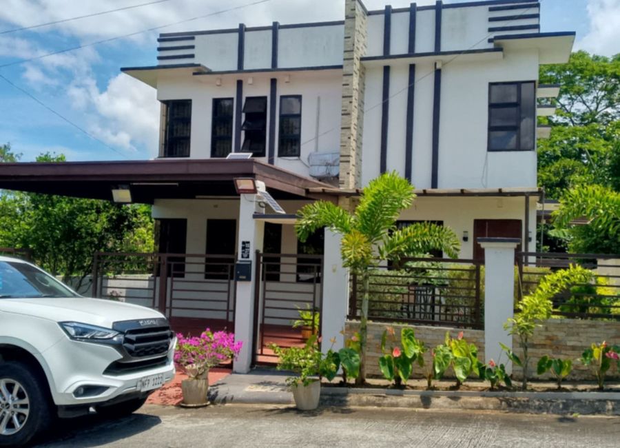 Modern House and Lot in Tagaytay Tropical Greens Subdivision for SALE ...