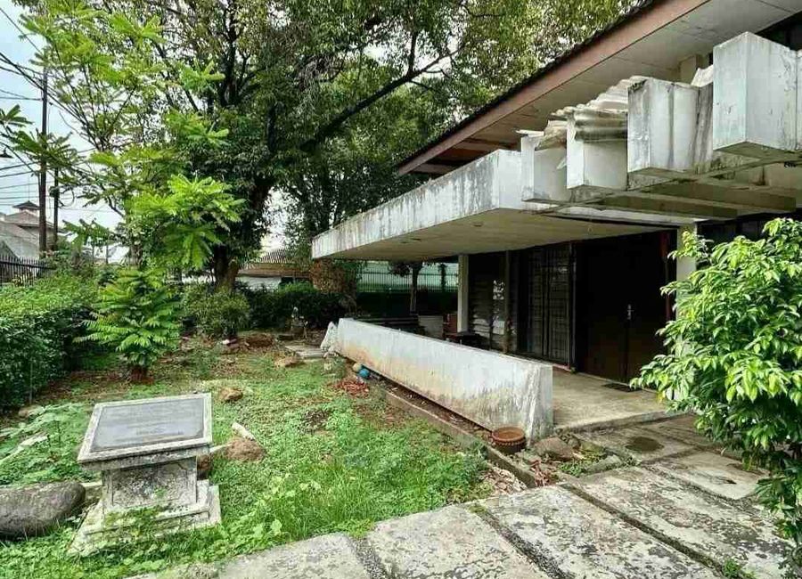 rumah lama 2 lantai hitung tanah selangkah ke jalan arteri pondoh indah ...