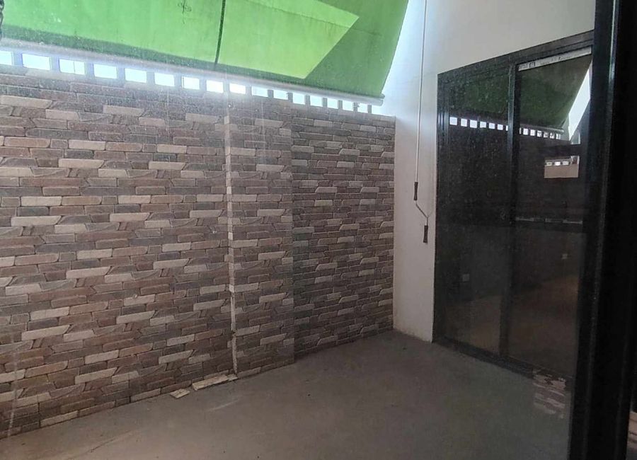 Preowned House and Lot in Villa Caseres in Sta Rosa Laguna -EGR ...