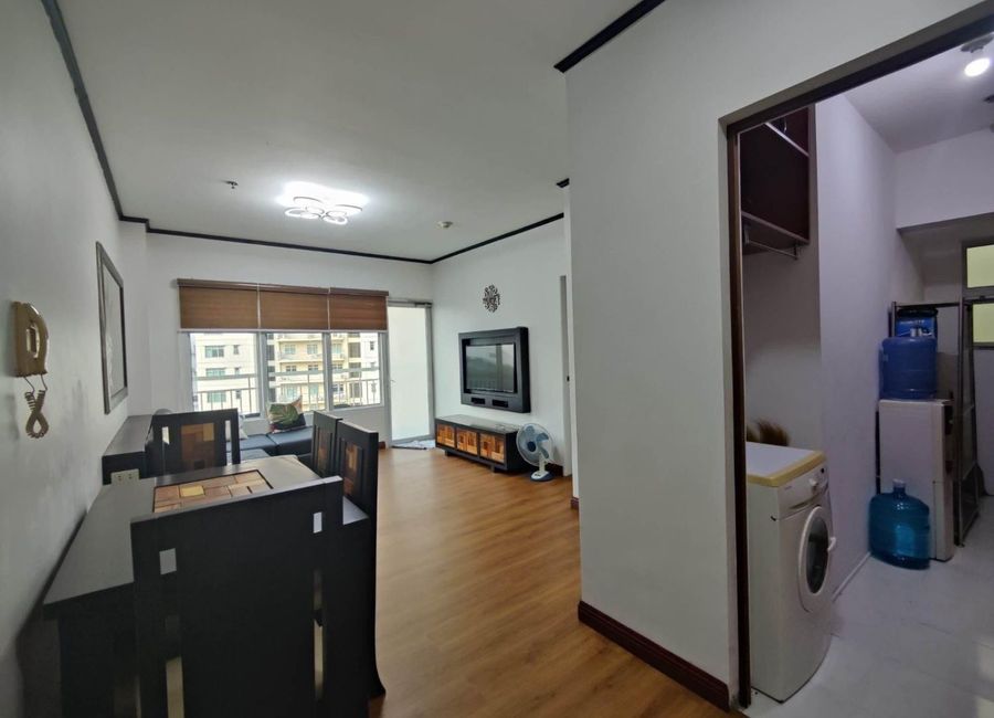 For Rent: 1BR Fully Furnished Serendra for 45k per mos. | Lamudi.com.ph
